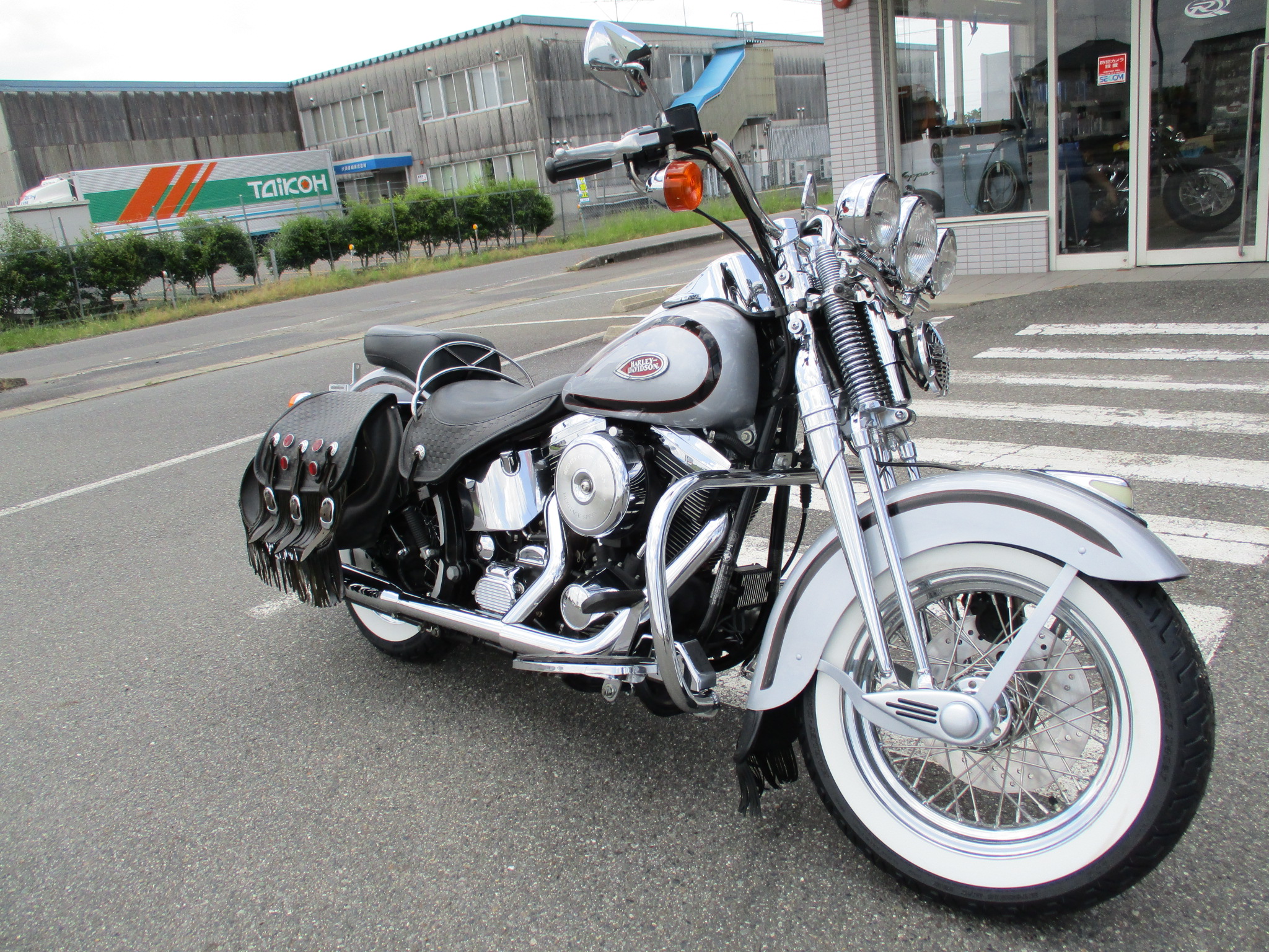 1999 FLSTS ヘリテイジスプリンガー O/H済み モーターステージマフラー ｜ Rignise(リグニス)